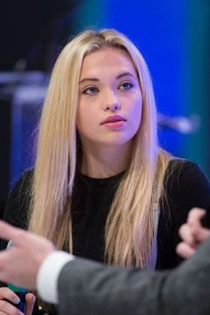 Alison Dunphy/Gallery | My New Family Wikia | Fandom