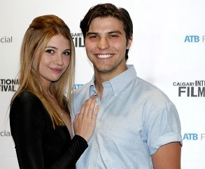 Keeley and Sean | My New Family Wikia | Fandom