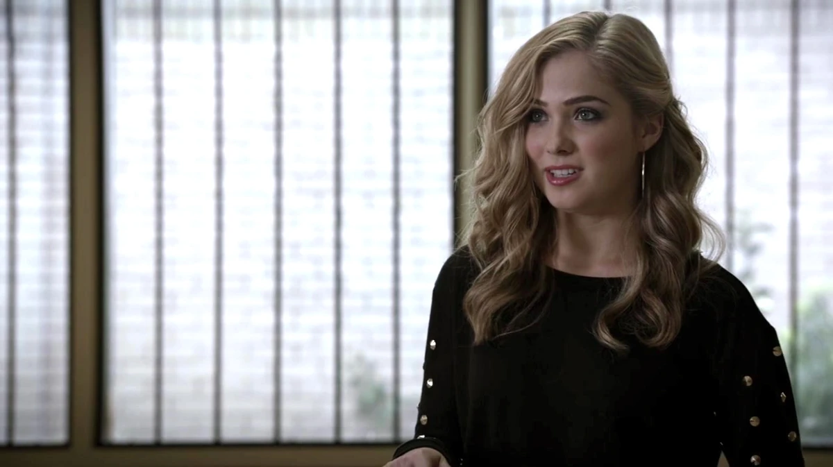 Zoe Harrington/Gallery | My New Family Wikia | Fandom