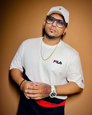 Rabbit Mac | Malaysian Pop Wiki | Fandom