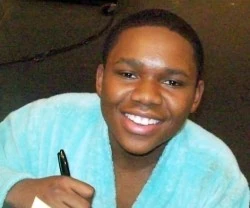 Doc Shaw | Par de Reyes Wiki | Fandom