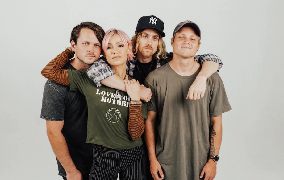 Tonight Alive 2022
