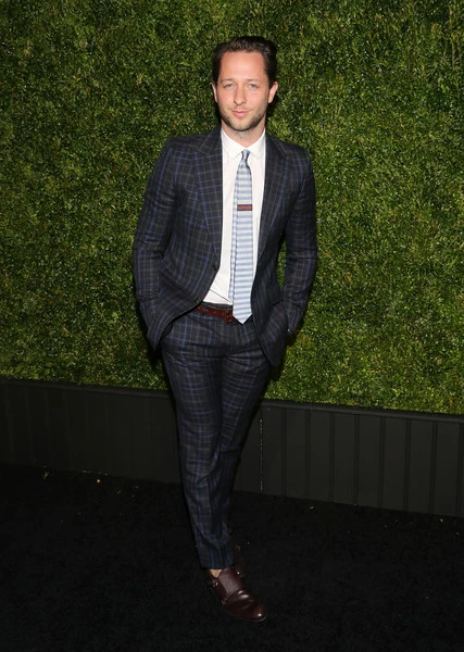 Derek Blasberg | Setiptonists Super D Wikia | Fandom