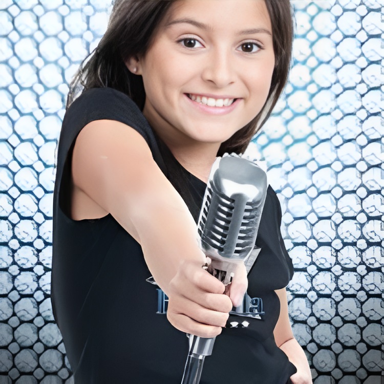 Adriana Lobo | Wiki Nace Una Estrella CR | Fandom