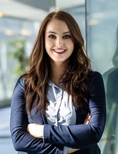 Bella Dever | Nano & Donnerwall Wiki | Fandom