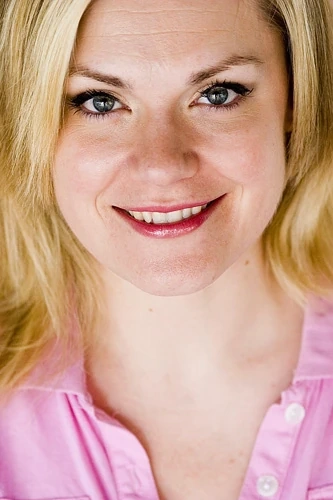 Cara Leslie | DarkonVerse Wiki | Fandom