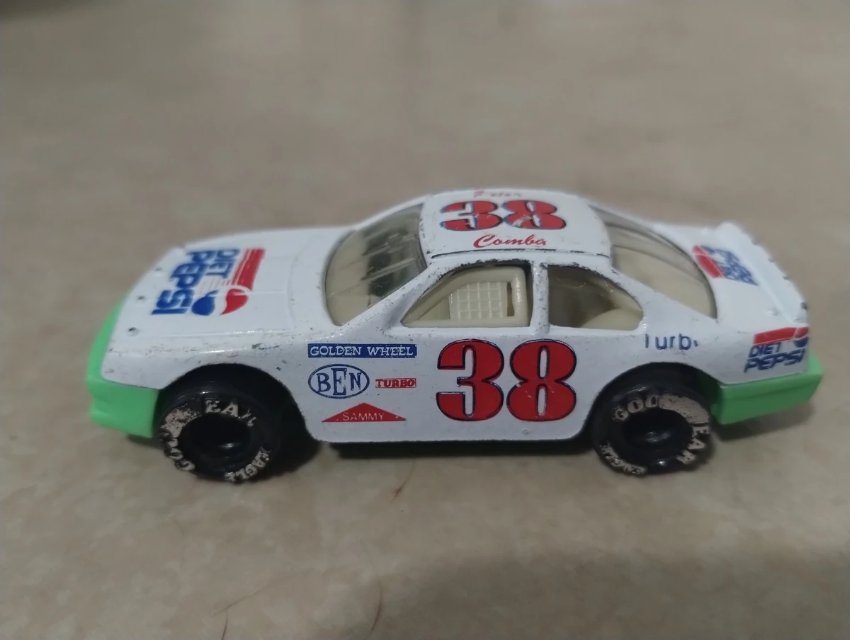 Peter Comba 1990 Thunderbird Diet Pepsi | Nascar 1/64 Scale Diecast ...
