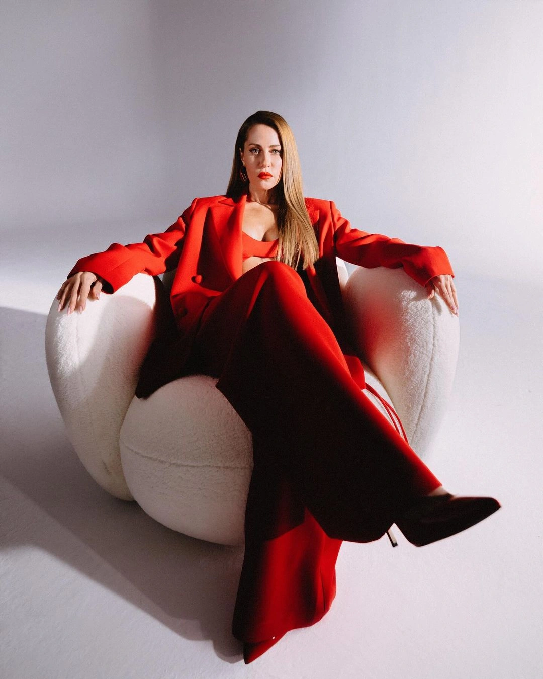 Derya Uluğ | NEBU Wiki | Fandom