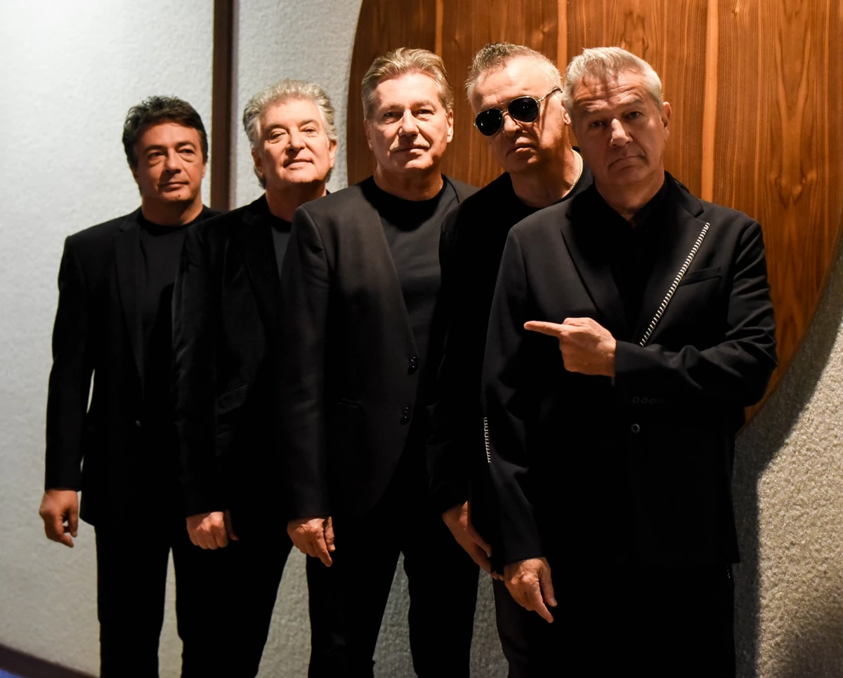 Holograf | NEBU Wiki | Fandom