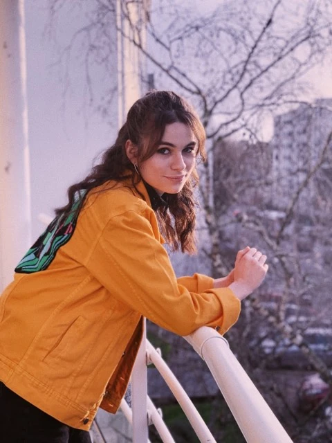 Adèle Castillon | NEBU Wiki | Fandom