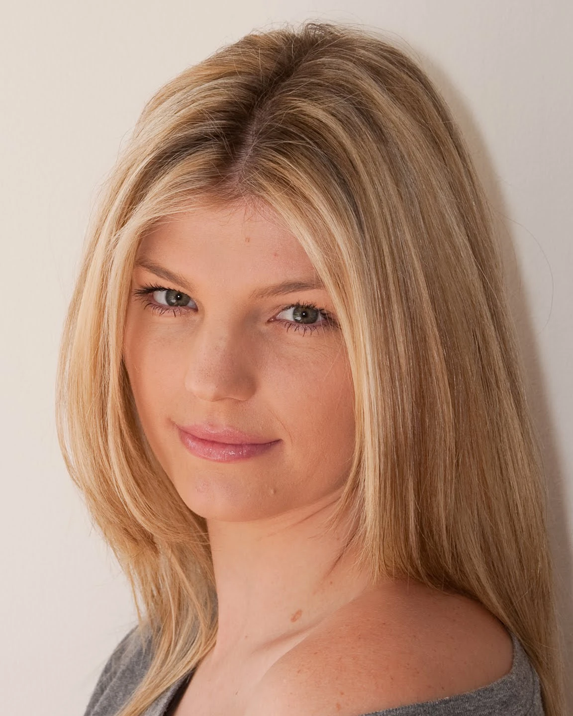 Rosemary Wrexley | Wikination | Fandom