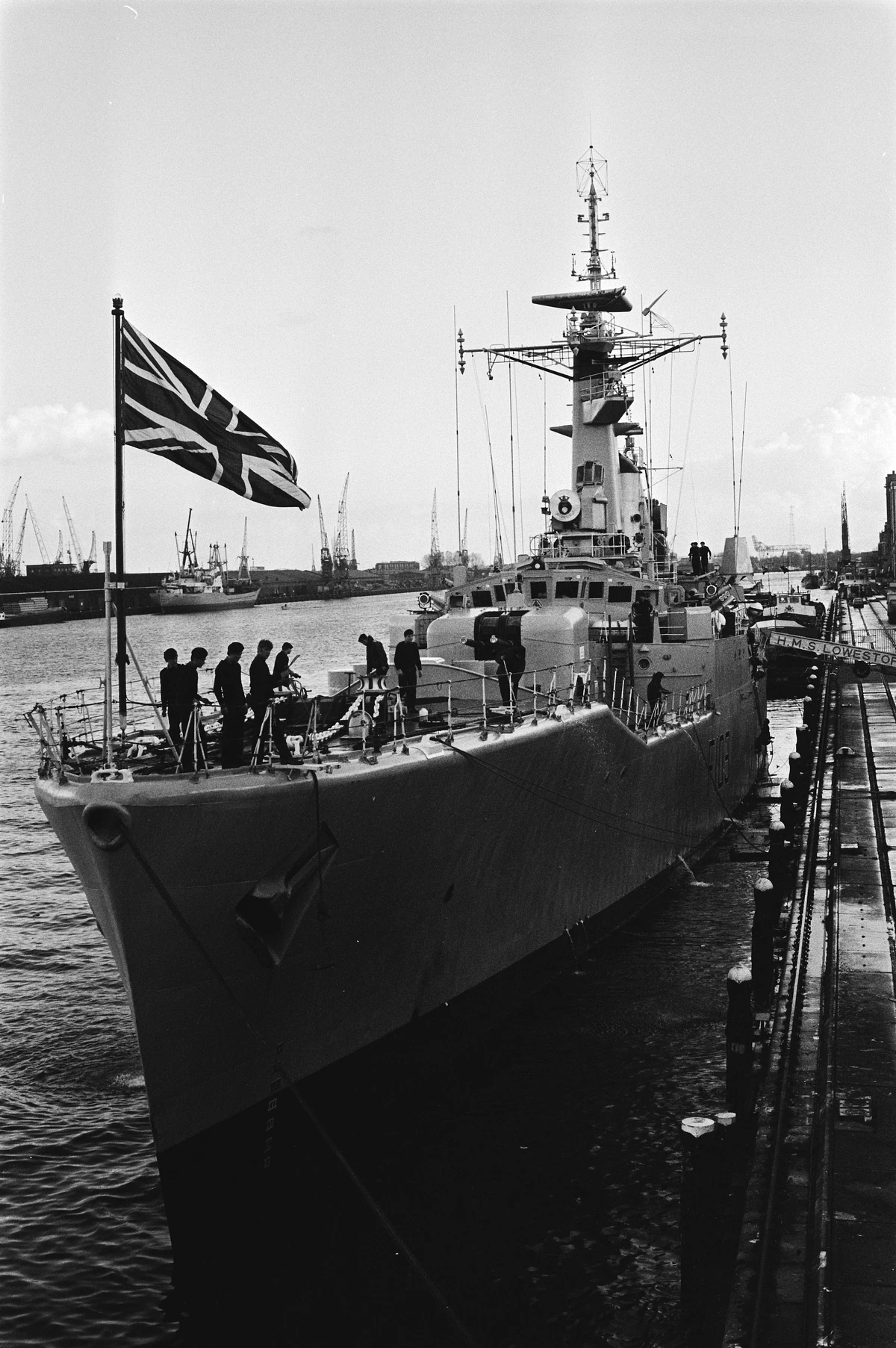 HMS Lowestoft | Naval Wiki | Fandom