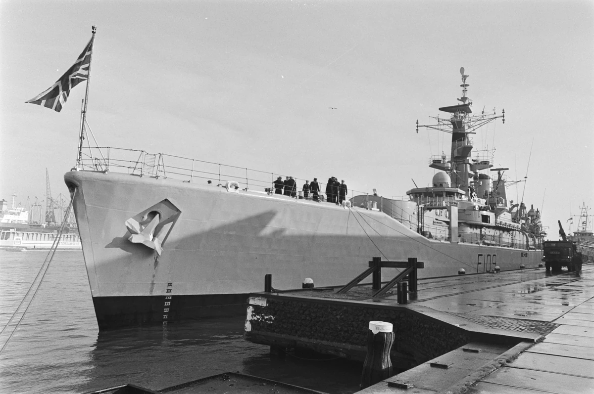 HMS Leander (F109) | Naval Wiki | Fandom