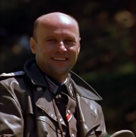 German Officer at Trains | Deutsche Soldaten Wiki | Fandom