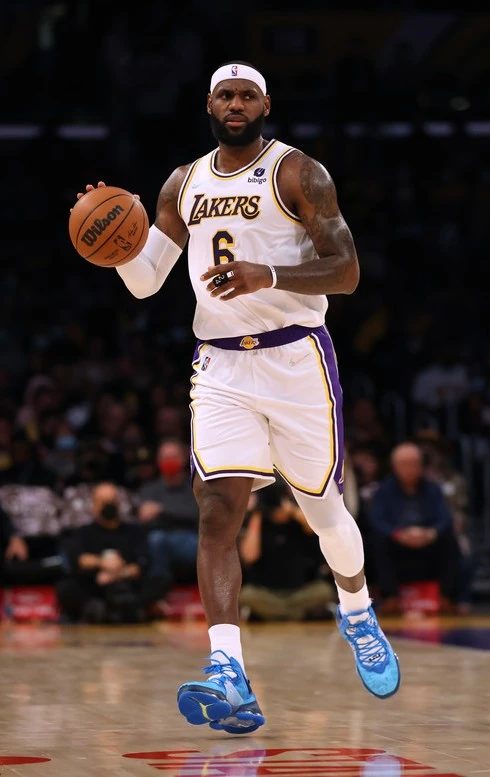 LeBron James | NBA Basketball Wikia | Fandom