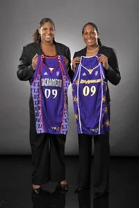 Courtney Paris | Basketball Wiki | Fandom