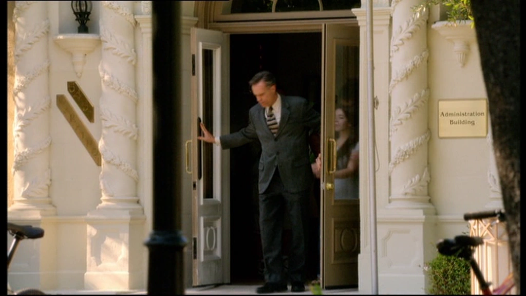 Unnamed Man in Suit | NCIS Database | Fandom