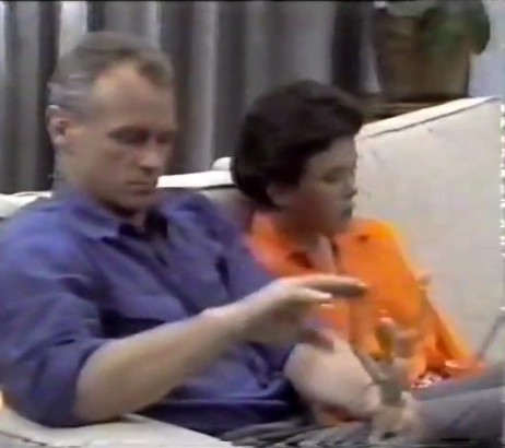 Episode 713 - 27 April 1988 | Neighbours Soap Opera Wiki | Fandom