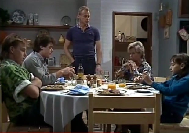 Episode 275 - 13 June 1986 | Neighbours Soap Opera Wiki | Fandom