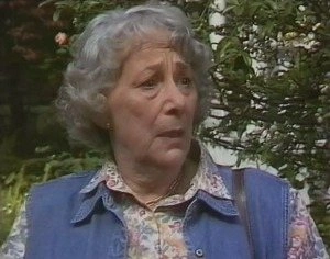 Rosie McLaren | Neighbours Soap Opera Wiki | Fandom