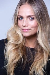 Stephanie McIntosh | Neighbours Soap Opera Wiki | Fandom