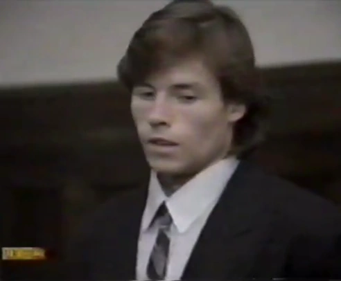 Episode 716 - 2 May 1988 | Neighbours Soap Opera Wiki | Fandom