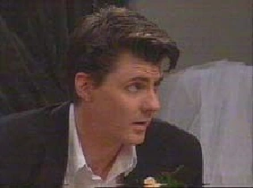 Elliot Patterson | Neighbours Soap Opera Wiki | Fandom