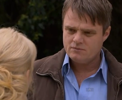 Episode 7011 - 10 November 2014 | Neighbours Soap Opera Wiki | Fandom