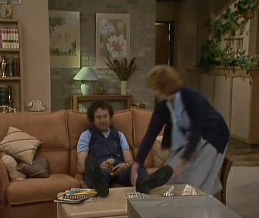 Episode 173 - 22 January 1986 | Neighbours Soap Opera Wiki | Fandom