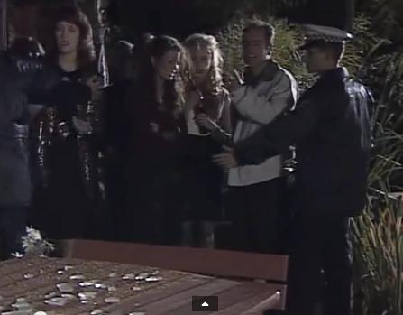 Episode 1950 - 2 July 1993 | Neighbours Soap Opera Wiki | Fandom