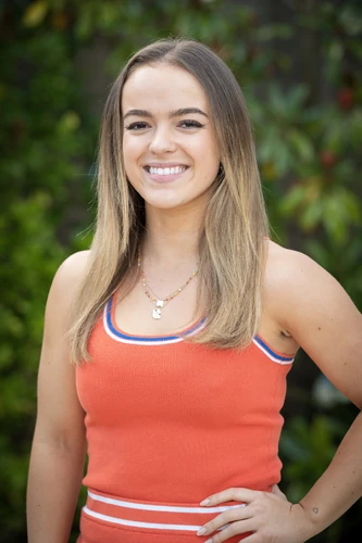 Holly Hoyland | Neighbours Soap Opera Wiki | Fandom