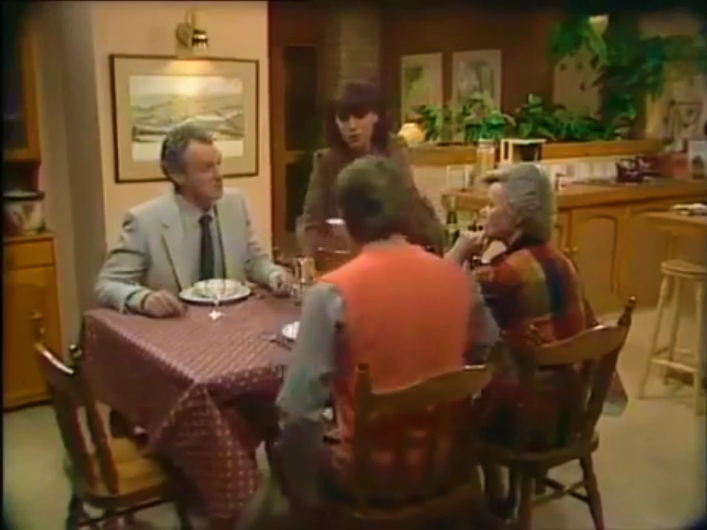 Episode 120 | Neighbours Wiki | Fandom