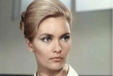 Alexandra Bastedo Smiths