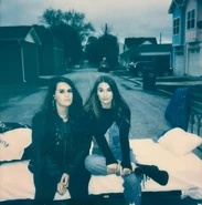 Neoni | Neoni Wiki | Fandom