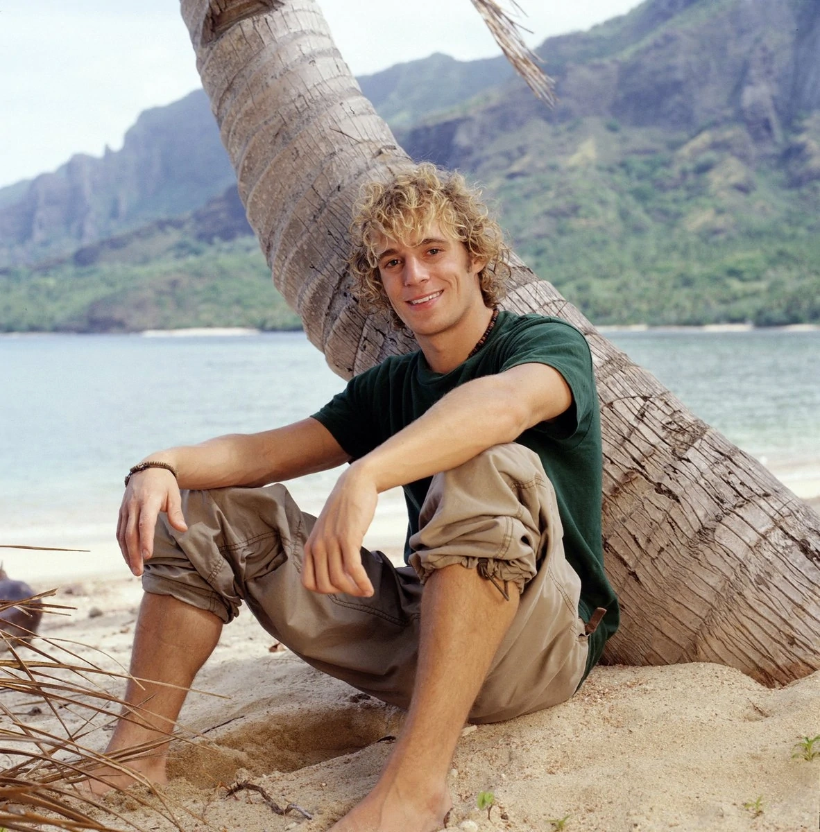 Gabriel Cade AU | Neox's Survivor Brantsteeles Wiki | Fandom