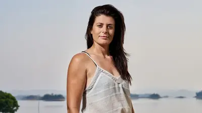 Renee Clarke AU | Neox's Survivor Brantsteeles Wiki | Fandom
