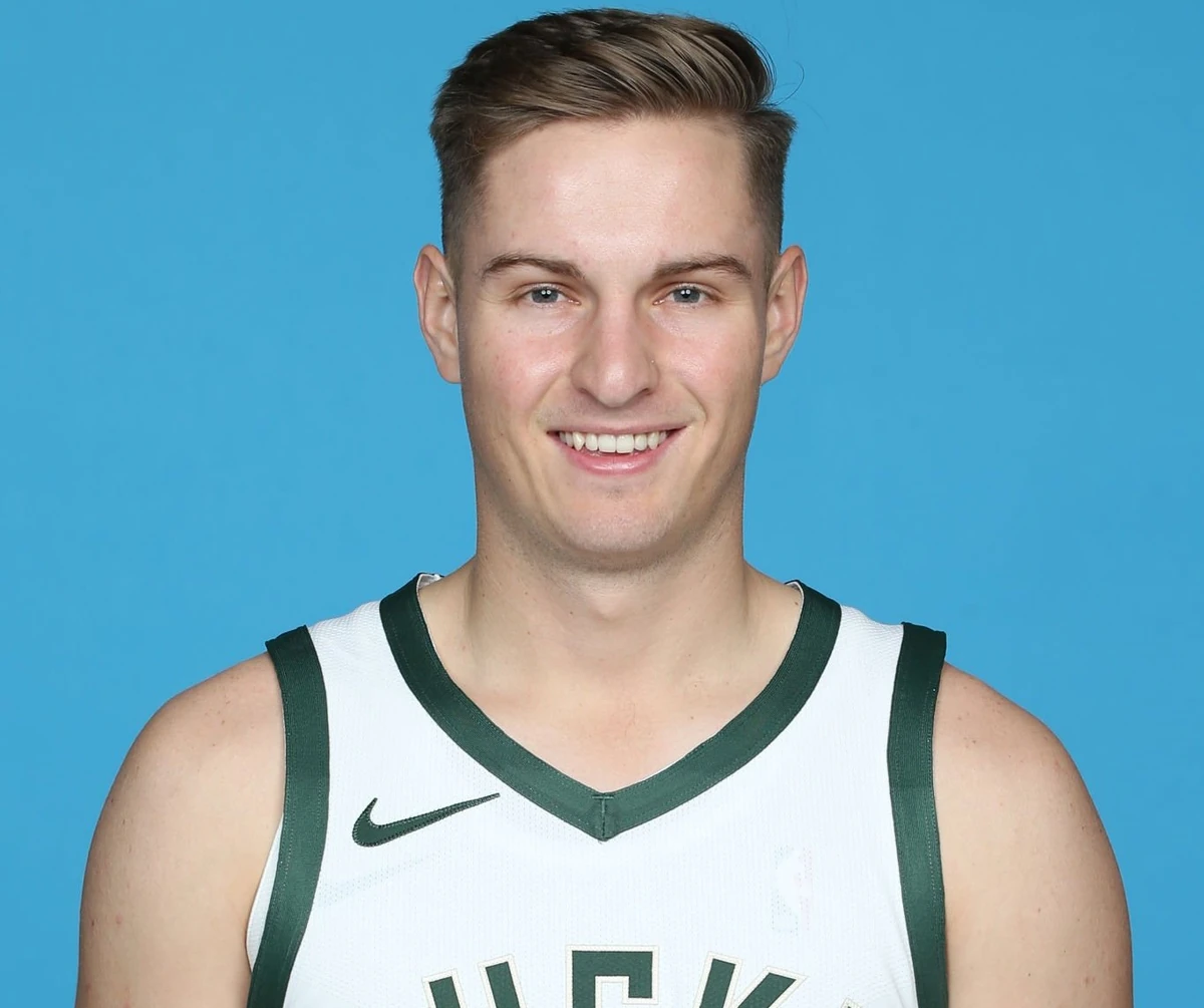 Sam Merrill Champions | Neox's Survivor Brantsteeles Wiki | Fandom