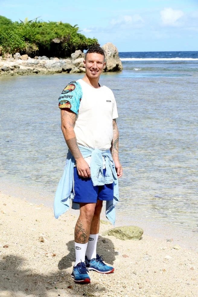 T1 Luke Toki CvC 2 | Neox's Survivor Brantsteeles Wiki | Fandom