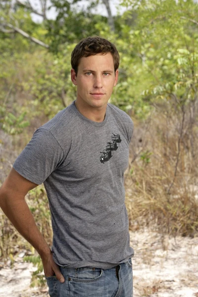 Brendan Synnott AU | Neox's Survivor Brantsteeles Wiki | Fandom