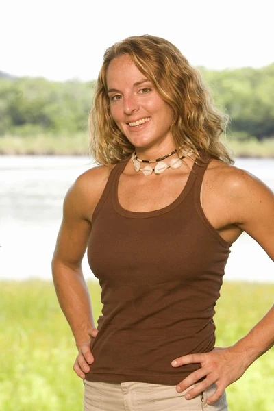 Cindy Hall AU | Neox's Survivor Brantsteeles Wiki | Fandom