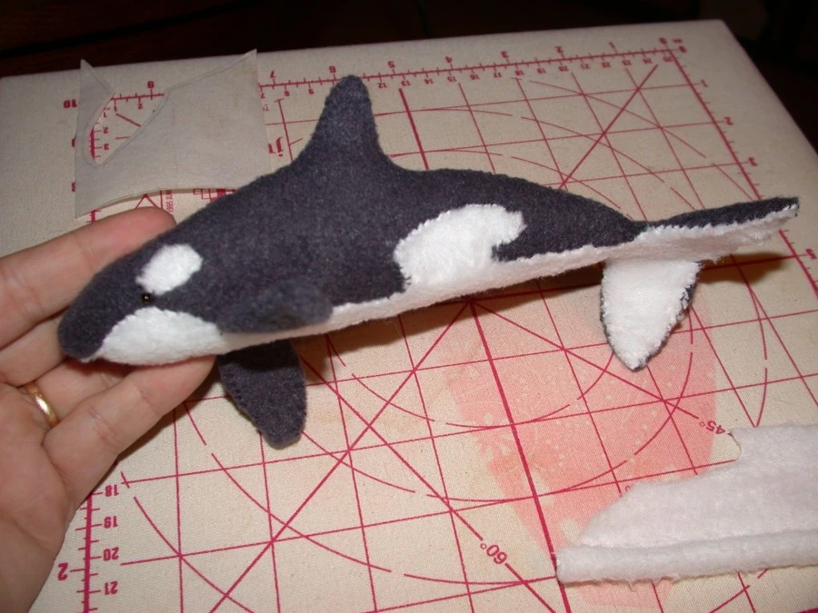Orca Plushie Sewing Pattern (Karen Jake) | Craft Resource Wiki | Fandom
