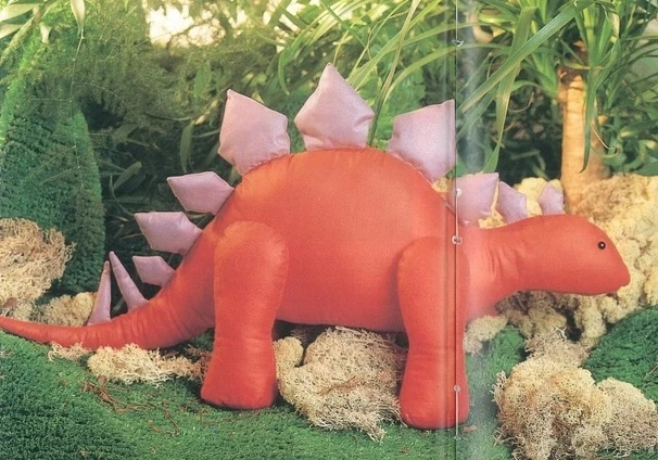 Stegosaurus Plushie Sewing Pattern (Cheryl Owen) | Craft Resource Wiki ...