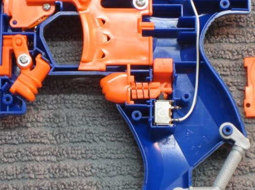 Lock | Nerf Wiki | Fandom