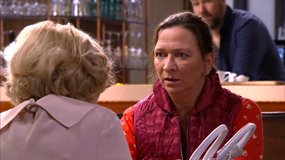 Aflevering 4654 | Thuis wiki | Fandom