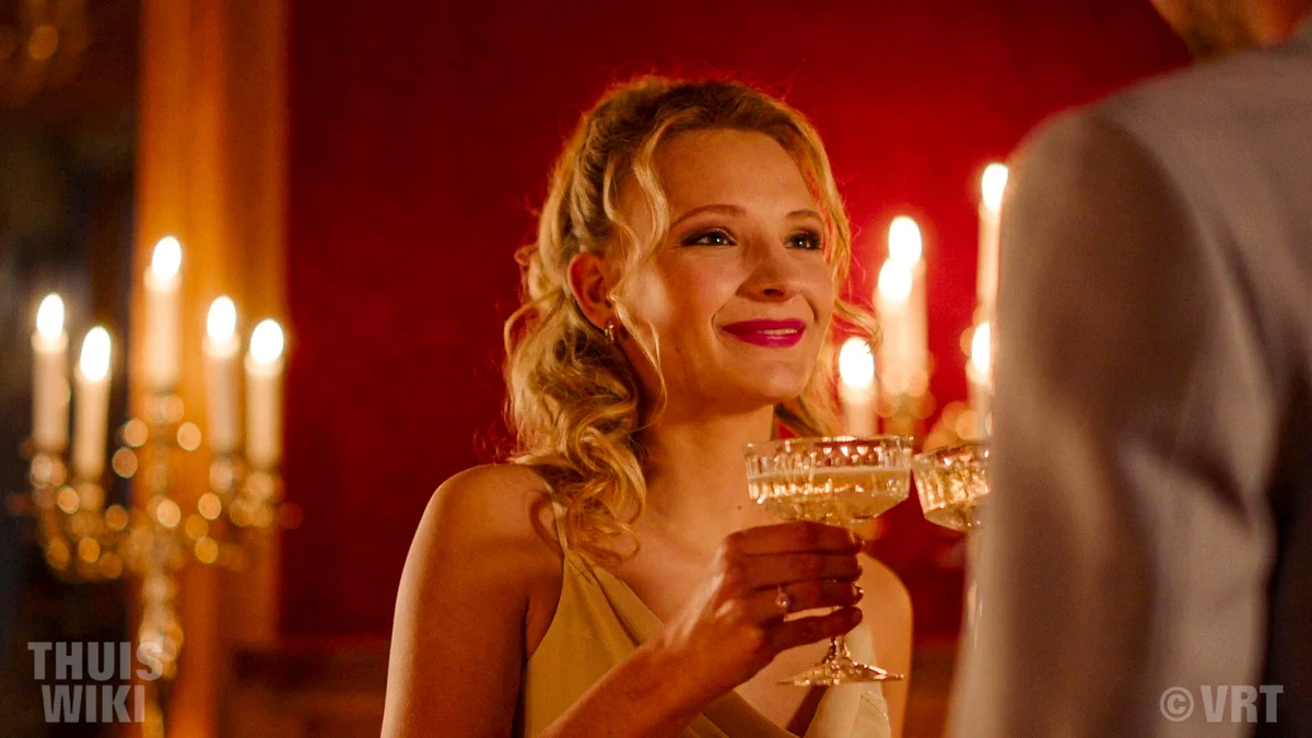 Britt Van Noteghem/Verhaallijnen | Thuis wiki | Fandom