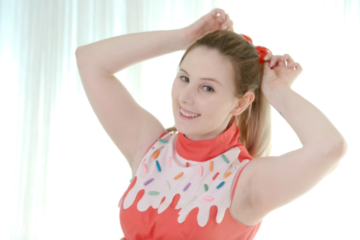 Emi | Net Idols Wiki | Fandom