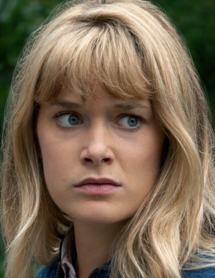 Cassandra Pressman | The Society Wiki | Fandom