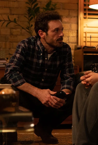 Andrew Larson | Netflix Wiki | Fandom