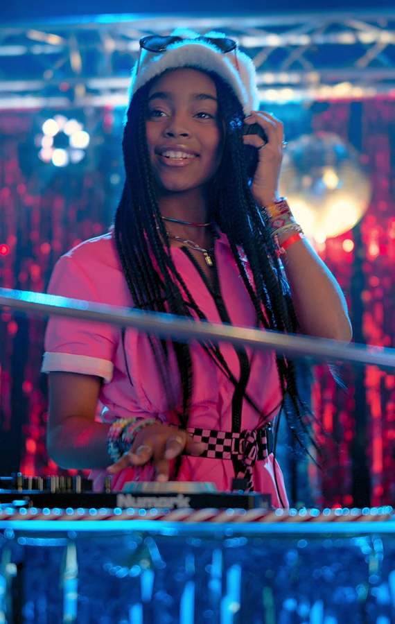 Flynn | Netflix Wiki | Fandom