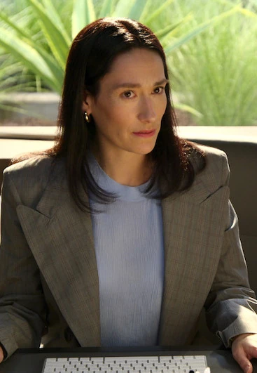 Anna Bennet | Netflix Wiki | Fandom